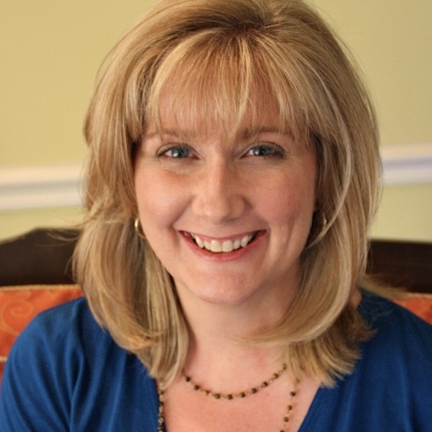 Creating Clarity | About Pam